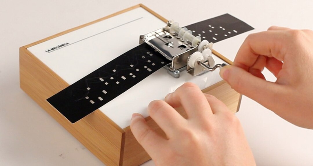 Square Eyes: A Series of Sequencers Express the Geometry of Harmony ...